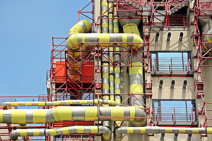 Yellow and gray plantation building | free photos | UIHere