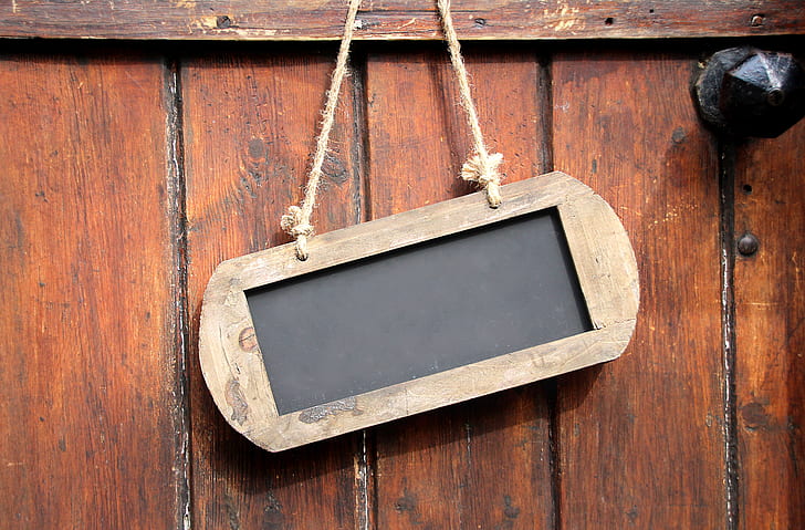 Brown wooden sign board hanging on wall | free photos | UIHere Brown wooden sign board hanging on wall | free photos | UIHere